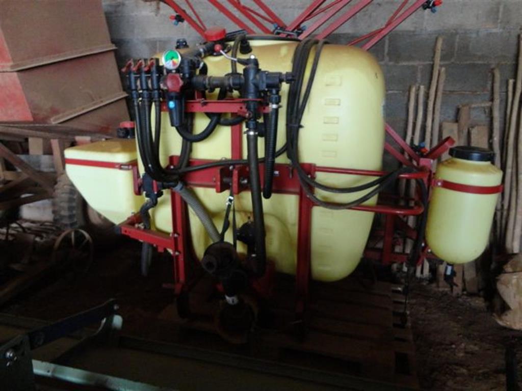 HARDI NK 600 d'occasion - Pulvérisateur porté - 2008