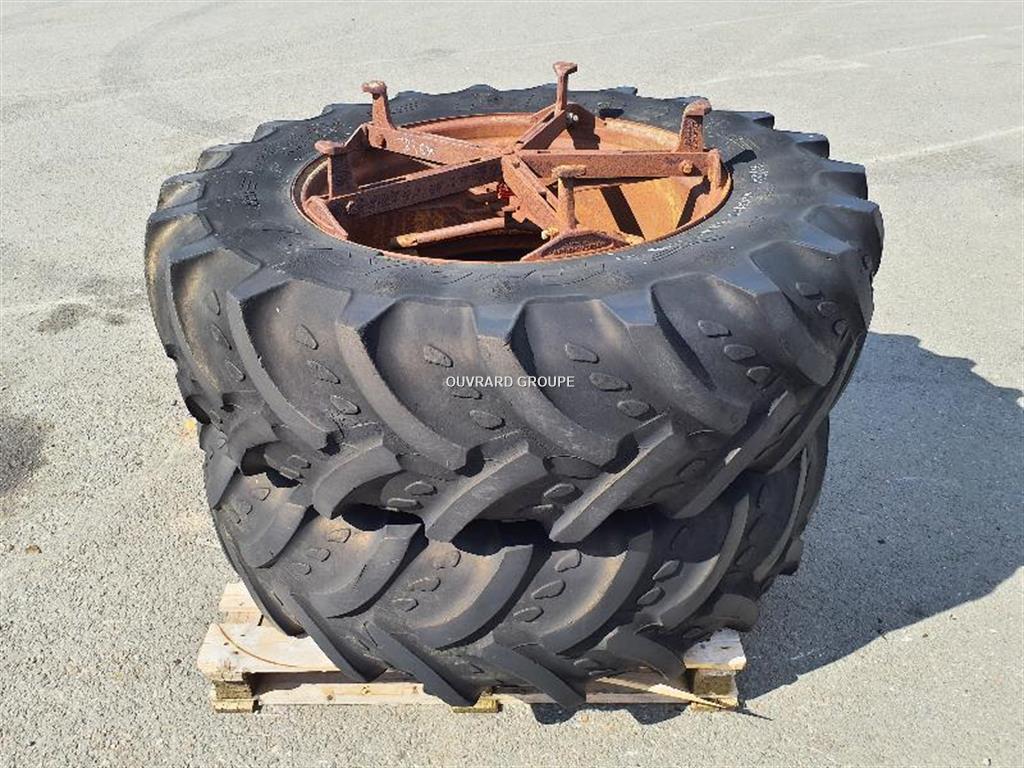 MOLCON 16,9R34 d'occasion - Roues complètes - 0